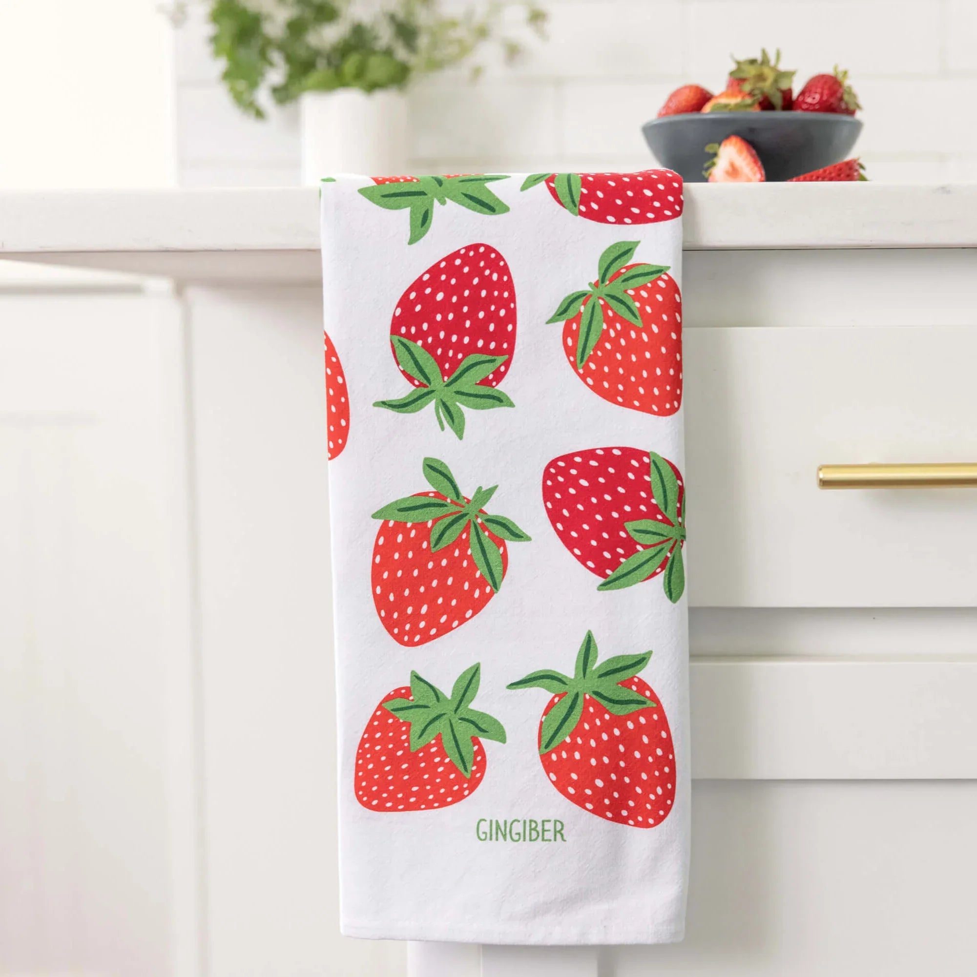 Strawberry Tea Towel - 100% Cotton for Sourdough Baking – Gingiber