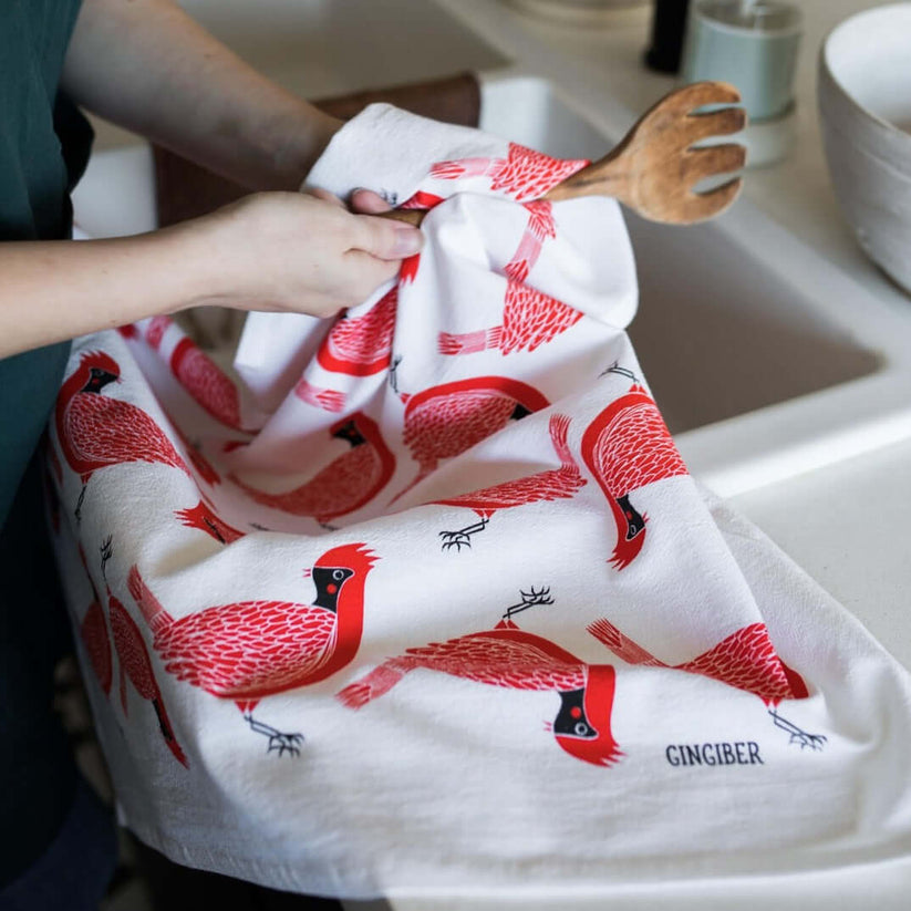 Cardinal Tea Towel – Gingiber